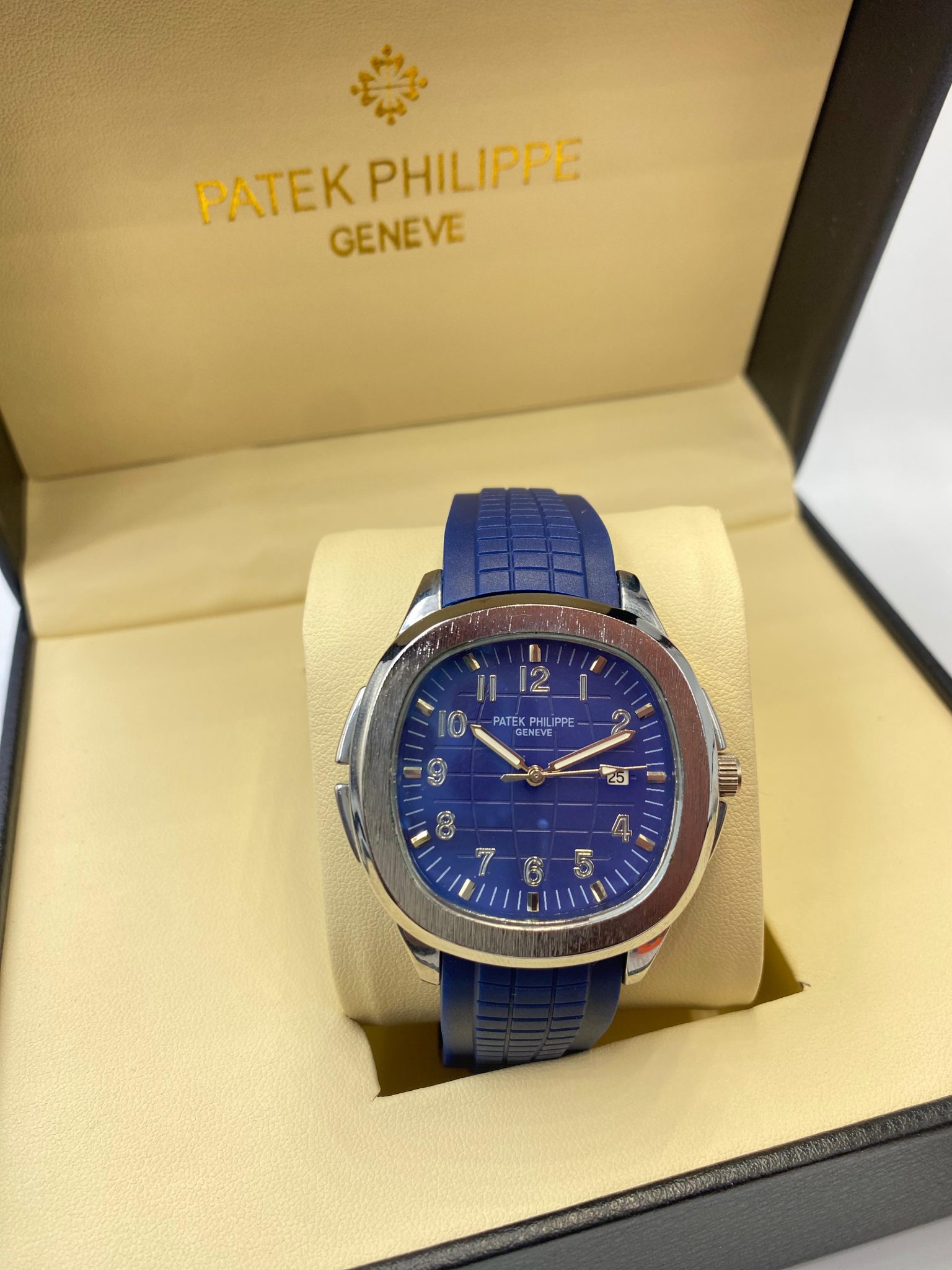 Patek Philippe Geneve | Men’s watch | Blue & Silver – Dxbrunners